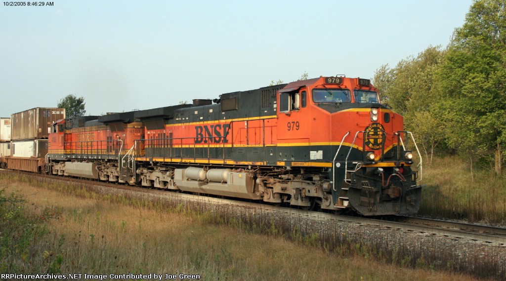 BNSF 979